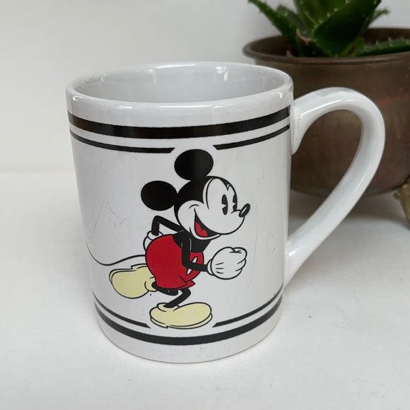 Disney | Dining | Disney Mickey Mouse Coffee Mug Vintage Collectors Mug ...